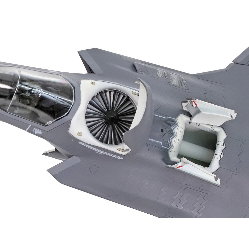 Avion Lockeed Martin F35 B lightning 1/72 TAMIYA